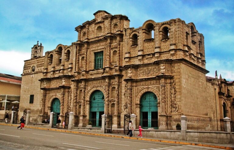 ⇒ Cajamarca 15 Lugares Turísticos que te enamorarán 2024